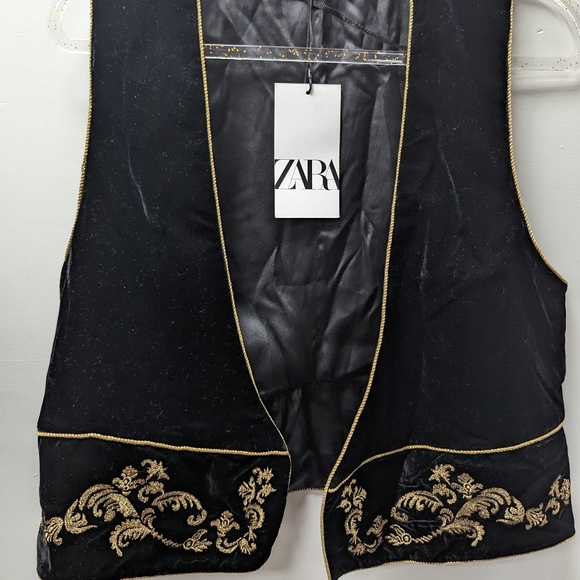 Zara | Jackets & Coats | Zara Vest Gold Embroidery Detail Size M | Poshmark